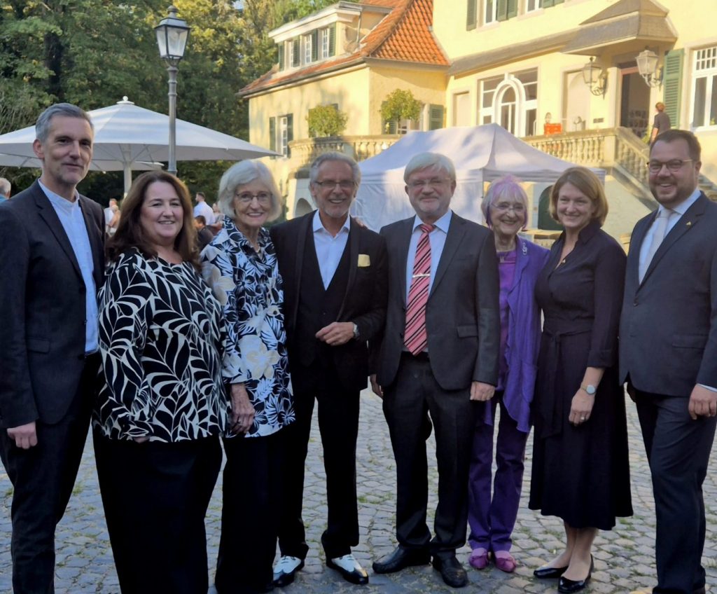 Dr. Jürgen Rembold ist Ehrenbürger von Rösrath - Rembold Stiftung